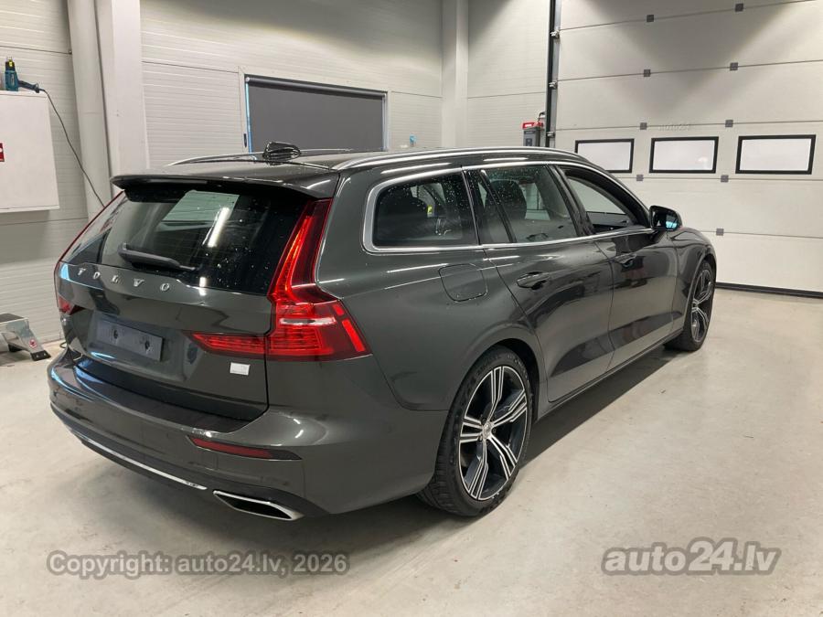 Pelēks Volvo V60 2021 Tartu, ar dzinēja tilpumu 2.00 L un nobraukumu 250 tūkst. km par 18500 €, foto 5 vietnē AUTOMOTO.COM.LV