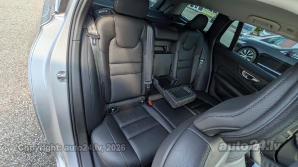 Pelēks Volvo V60 2021 Tartu, ar dzinēja tilpumu 2.00 L un nobraukumu 157 tūkst. km par 19999 €, foto 10 vietnē AUTOMOTO.COM.LV