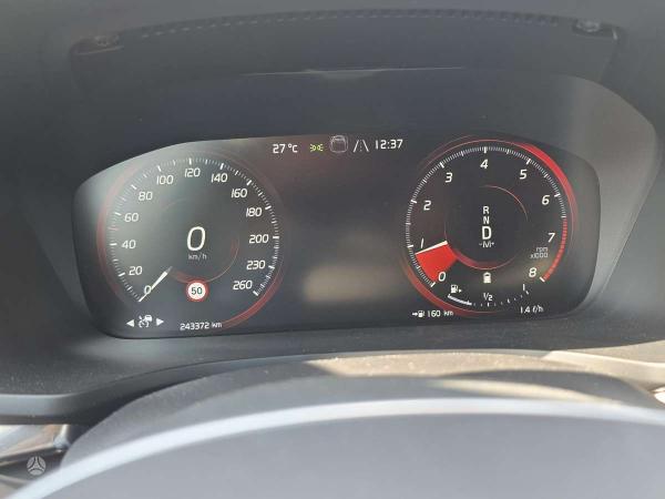 Pelēks Volvo V60 2021 Utena, ar dzinēja tilpumu 2.00 L un nobraukumu 243 tūkst. km par 16600 €, foto 9 vietnē AUTOMOTO.COM.LV