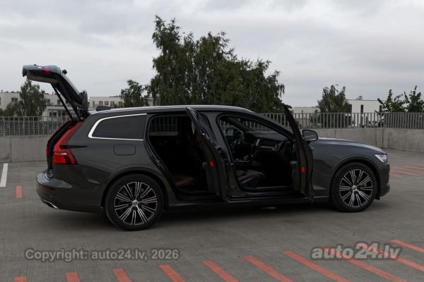 Серый Вольво B60 2021 в Тарту, объемом двигателя 2.00 л и пробегом 73 тыс. км за 35000 €, фото 4 на AUTOMOTO.COM.LV