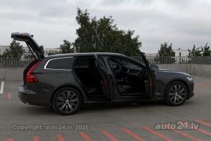 Grey Volvo V60 2021 in Tartu, with an engine capacity of 2.00 L and mileage of 73 thousand km for 35000 €, photo 5 on AUTOMOTO.COM.LV