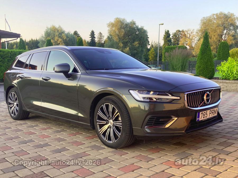 Grey Volvo V60 2021 in Tartu, with an engine capacity of 2.00 L and mileage of 73 thousand km for 35000 €, photo 18 on AUTOMOTO.COM.LV