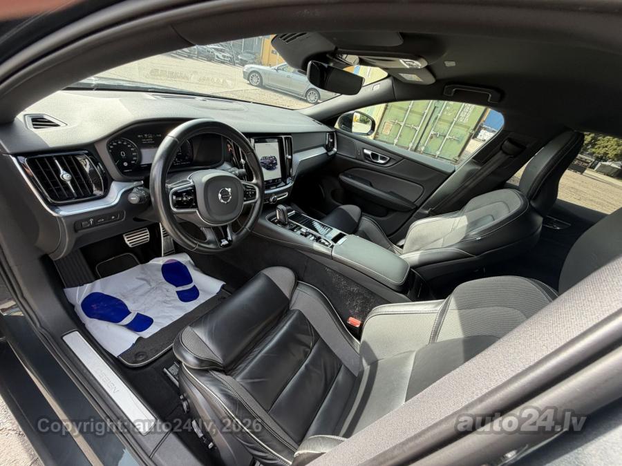 Pelēks Volvo V60 2021 Tartu, ar dzinēja tilpumu 2.00 L un nobraukumu 179 tūkst. km par 20799 €, foto 6 vietnē AUTOMOTO.COM.LV