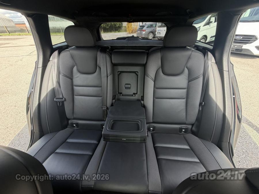 Pelēks Volvo V60 2021 Tartu, ar dzinēja tilpumu 2.00 L un nobraukumu 179 tūkst. km par 20799 €, foto 11 vietnē AUTOMOTO.COM.LV