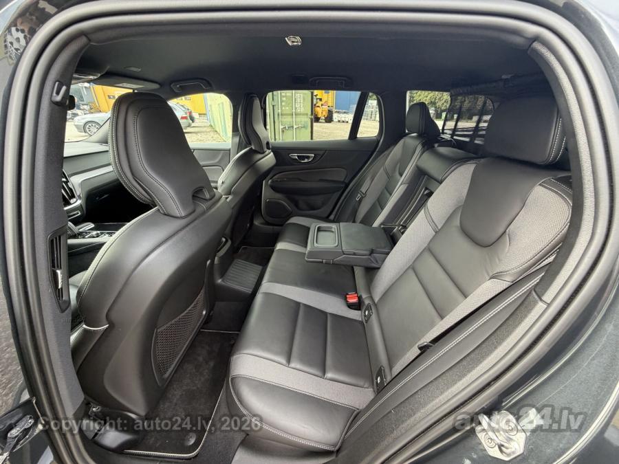 Pelēks Volvo V60 2021 Tartu, ar dzinēja tilpumu 2.00 L un nobraukumu 179 tūkst. km par 20799 €, foto 13 vietnē AUTOMOTO.COM.LV