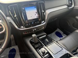 Pelēks Volvo V60 2021 Tartu, ar dzinēja tilpumu 2.00 L un nobraukumu 179 tūkst. km par 20799 €, foto 24 vietnē AUTOMOTO.COM.LV