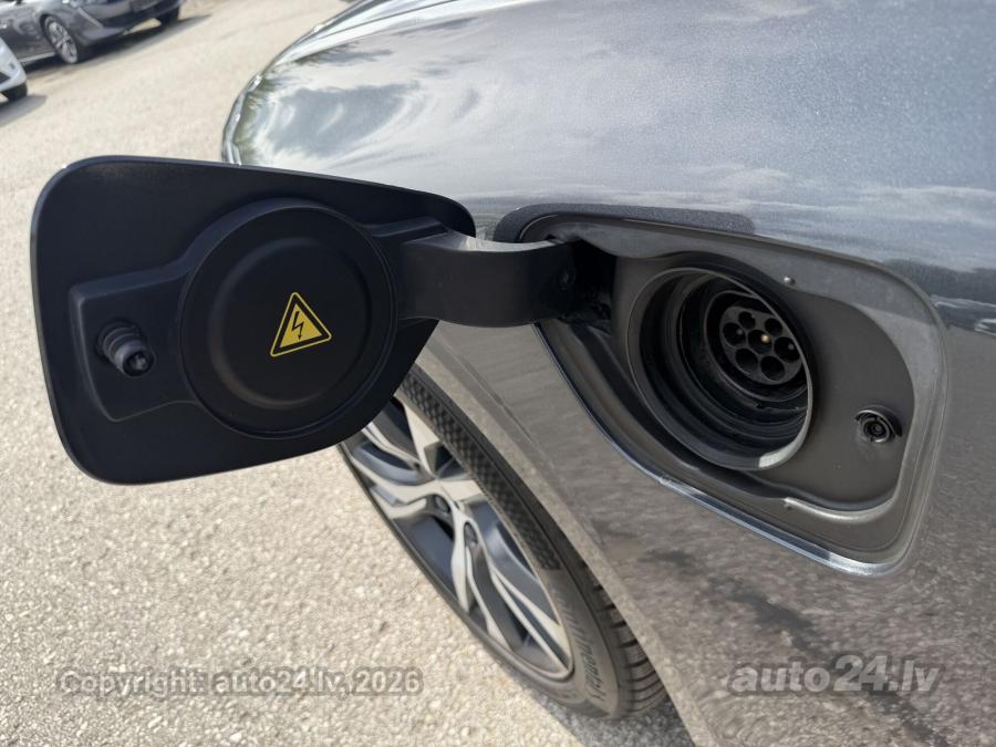 Pelēks Volvo V60 2021 Tartu, ar dzinēja tilpumu 2.00 L un nobraukumu 179 tūkst. km par 20799 €, foto 28 vietnē AUTOMOTO.COM.LV
