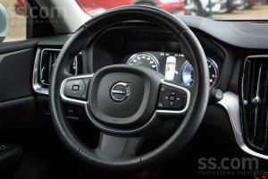 Pelēks Volvo V60 2021 Tukums, ar dzinēja tilpumu 2.00 L un nobraukumu 195 tūkst. km par 100 €, foto 12 vietnē AUTOMOTO.COM.LV