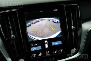 Pelēks Volvo V60 2021 Tukums, ar dzinēja tilpumu 2.00 L un nobraukumu 195 tūkst. km par 100 €, foto 14 vietnē AUTOMOTO.COM.LV
