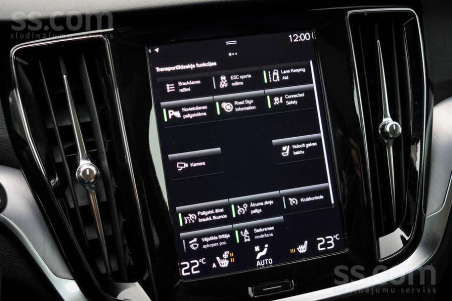 Pelēks Volvo V60 2021 Tukums, ar dzinēja tilpumu 2.00 L un nobraukumu 195 tūkst. km par 100 €, foto 20 vietnē AUTOMOTO.COM.LV