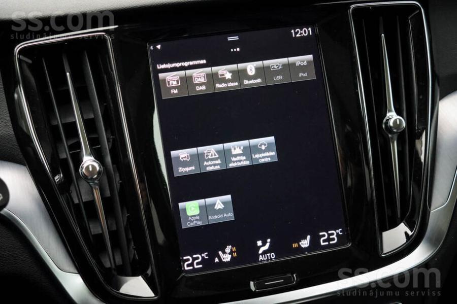 Pelēks Volvo V60 2021 Tukums, ar dzinēja tilpumu 2.00 L un nobraukumu 195 tūkst. km par 100 €, foto 21 vietnē AUTOMOTO.COM.LV