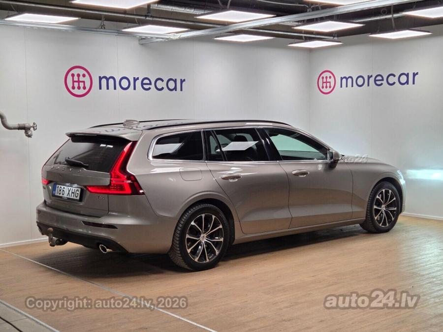 Pelēks Volvo V60 2022 Tallina, ar dzinēja tilpumu 2.00 L un nobraukumu 167 tūkst. km par 17900 €, foto 4 vietnē AUTOMOTO.COM.LV