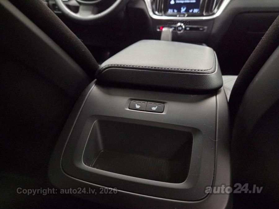Pelēks Volvo V60 2022 Tallina, ar dzinēja tilpumu 2.00 L un nobraukumu 167 tūkst. km par 17900 €, foto 20 vietnē AUTOMOTO.COM.LV