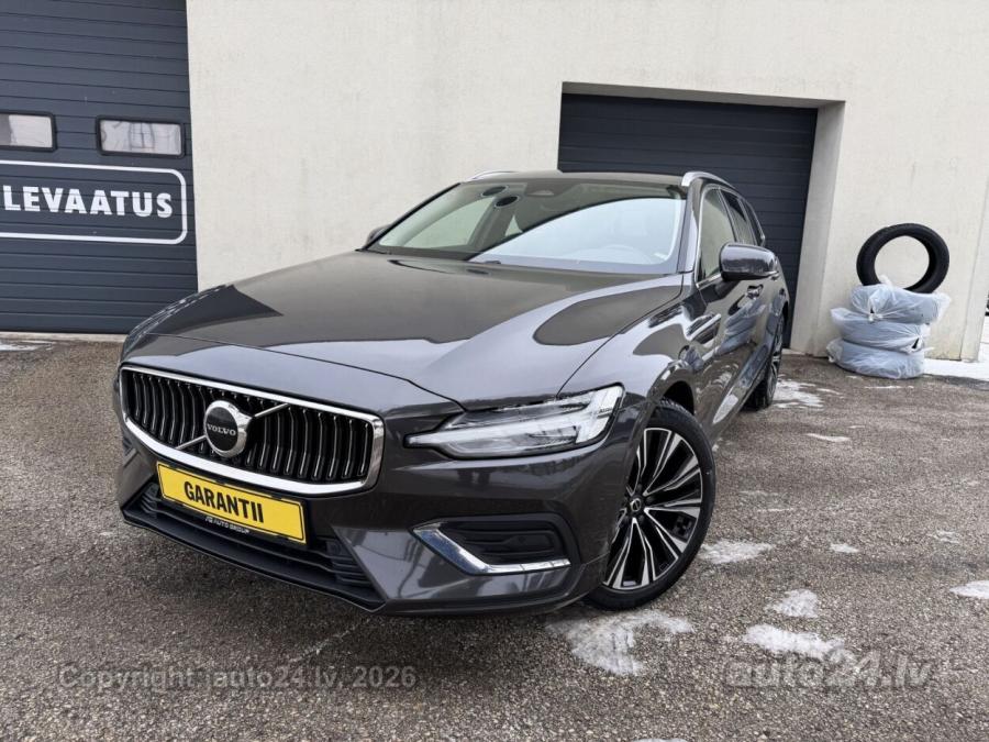Grey Volvo V60 2022 in Parnu, with an engine capacity of 2.00 L and mileage of 118 thousand km for 28990 €, photo 1 on AUTOMOTO.COM.LV