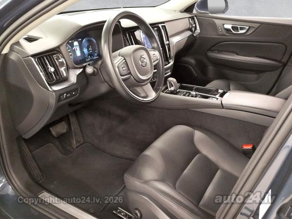 Серый Вольво B60 2022 в Таллин, объемом двигателя 2.00 л и пробегом 39 тыс. км за 35990 €, фото 3 на AUTOMOTO.COM.LV
