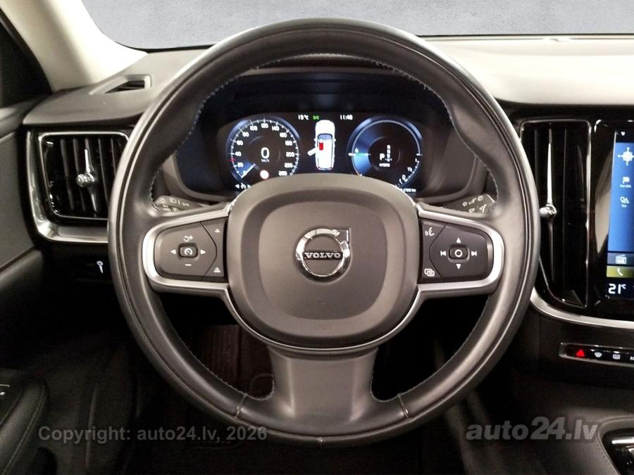 Pelēks Volvo V60 2022 Tallina, ar dzinēja tilpumu 2.00 L un nobraukumu 39 tūkst. km par 35990 €, foto 5 vietnē AUTOMOTO.COM.LV