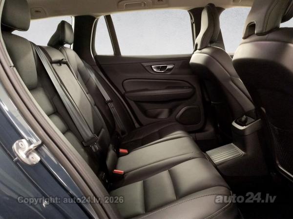 Серый Вольво B60 2022 в Таллин, объемом двигателя 2.00 л и пробегом 39 тыс. км за 35990 €, фото 7 на AUTOMOTO.COM.LV