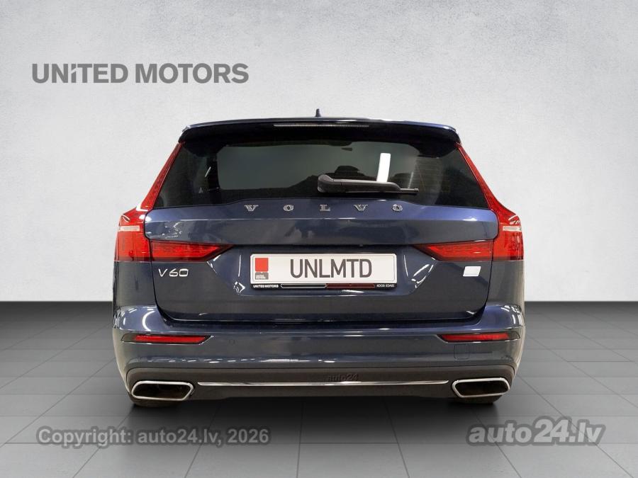 Pelēks Volvo V60 2022 Tallina, ar dzinēja tilpumu 2.00 L un nobraukumu 39 tūkst. km par 35990 €, foto 10 vietnē AUTOMOTO.COM.LV
