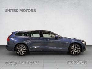 Pelēks Volvo V60 2022 Tallina, ar dzinēja tilpumu 2.00 L un nobraukumu 39 tūkst. km par 35990 €, foto 11 vietnē AUTOMOTO.COM.LV