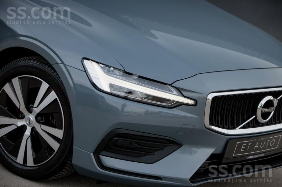 Pelēks Volvo V60 2022 Jelgava, ar dzinēja tilpumu 2.00 L un nobraukumu 193 tūkst. km par 16500 €, foto 6 vietnē AUTOMOTO.COM.LV