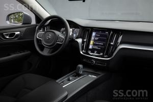 Pelēks Volvo V60 2022 Jelgava, ar dzinēja tilpumu 2.00 L un nobraukumu 193 tūkst. km par 16500 €, foto 13 vietnē AUTOMOTO.COM.LV
