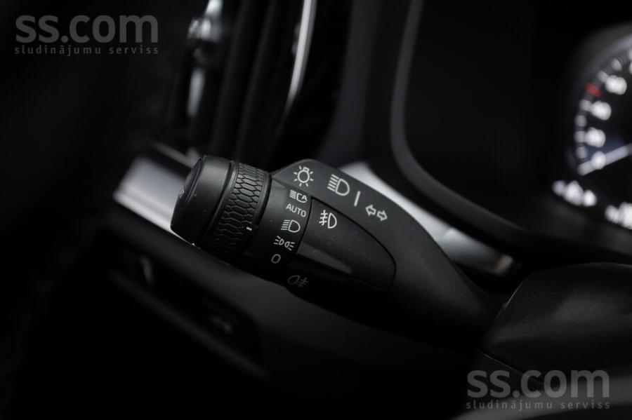 Pelēks Volvo V60 2022 Jelgava, ar dzinēja tilpumu 2.00 L un nobraukumu 193 tūkst. km par 16500 €, foto 21 vietnē AUTOMOTO.COM.LV