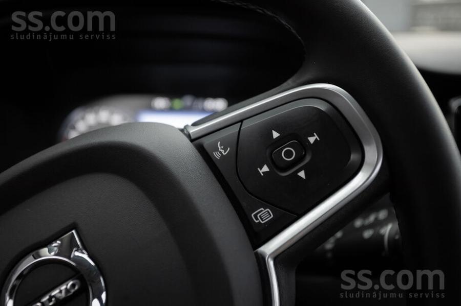 Pelēks Volvo V60 2022 Jelgava, ar dzinēja tilpumu 2.00 L un nobraukumu 193 tūkst. km par 16500 €, foto 23 vietnē AUTOMOTO.COM.LV