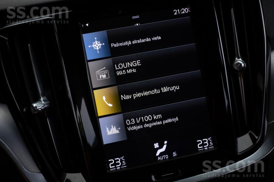 Pelēks Volvo V60 2022 Jelgava, ar dzinēja tilpumu 2.00 L un nobraukumu 193 tūkst. km par 16500 €, foto 27 vietnē AUTOMOTO.COM.LV