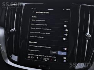 Серый Вольво B60 2022 в Тукумс, объемом двигателя 2.00 л и пробегом 219 тыс. км за 18880 €, фото 17 на AUTOMOTO.COM.LV