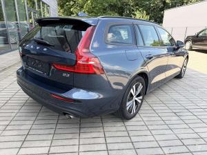 Grey Volvo V60 2022 in Kaunas, with an engine capacity of 1.97 L and mileage of 198 thousand km for 15900 €, photo 4 on AUTOMOTO.COM.LV