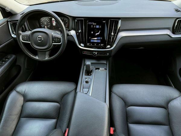 Pelēks Volvo V60 2022 Kauņa, ar dzinēja tilpumu 1.97 L un nobraukumu 198 tūkst. km par 15900 €, foto 8 vietnē AUTOMOTO.COM.LV