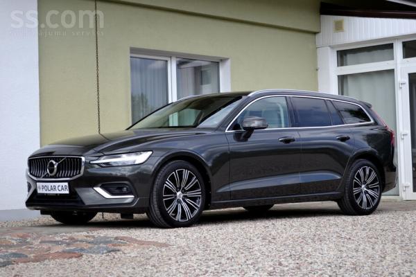 Grey Volvo V60 2022 in Tukums, with an engine capacity of 2.00 L and mileage of 222 thousand km for 18990 €, photo 6 on AUTOMOTO.COM.LV