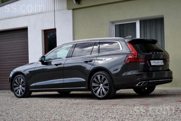 Grey Volvo V60 2022 in Tukums, with an engine capacity of 2.00 L and mileage of 222 thousand km for 18990 €, photo 9 on AUTOMOTO.COM.LV
