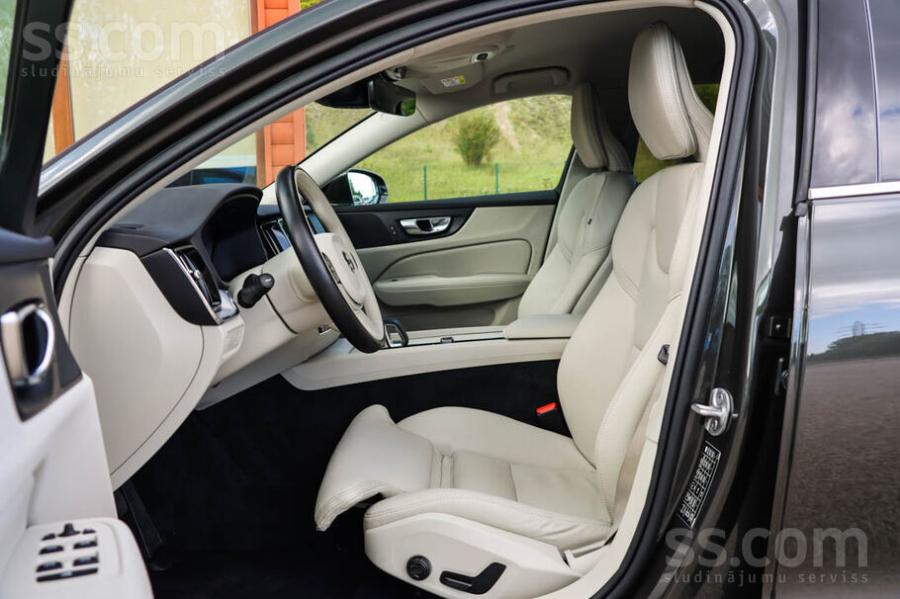 Pelēks Volvo V60 2022 Tukums, ar dzinēja tilpumu 2.00 L un nobraukumu 209 tūkst. km par 16290 €, foto 7 vietnē AUTOMOTO.COM.LV