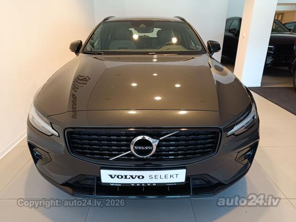 Серый Вольво B60 2022 в Таллин, объемом двигателя 2.00 л и пробегом 154 тыс. км за 24990 €, фото 5 на AUTOMOTO.COM.LV