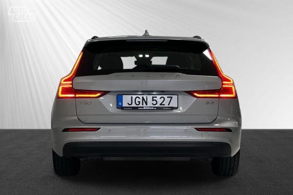 Pelēks Volvo V60 2023 Kauņa, ar dzinēja tilpumu 0.00 L un nobraukumu 79 tūkst. km par 30991 €, foto 2 vietnē AUTOMOTO.COM.LV