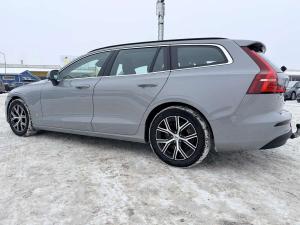 Pelēks Volvo V60 2023 Šauļi, ar dzinēja tilpumu 1.97 L un nobraukumu 30 tūkst. km par 21900 €, foto 6 vietnē AUTOMOTO.COM.LV