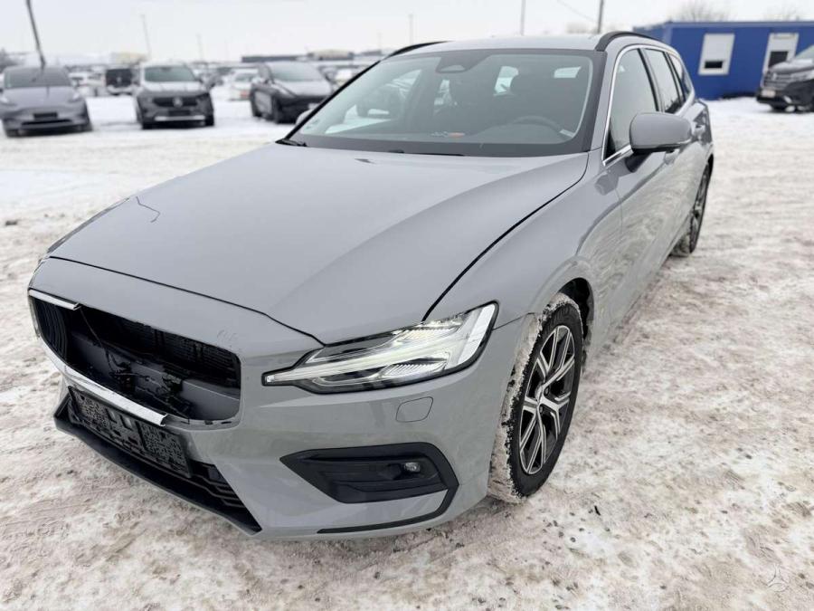 Pelēks Volvo V60 2023 Šauļi, ar dzinēja tilpumu 1.97 L un nobraukumu 30 tūkst. km par 21900 €, foto 7 vietnē AUTOMOTO.COM.LV
