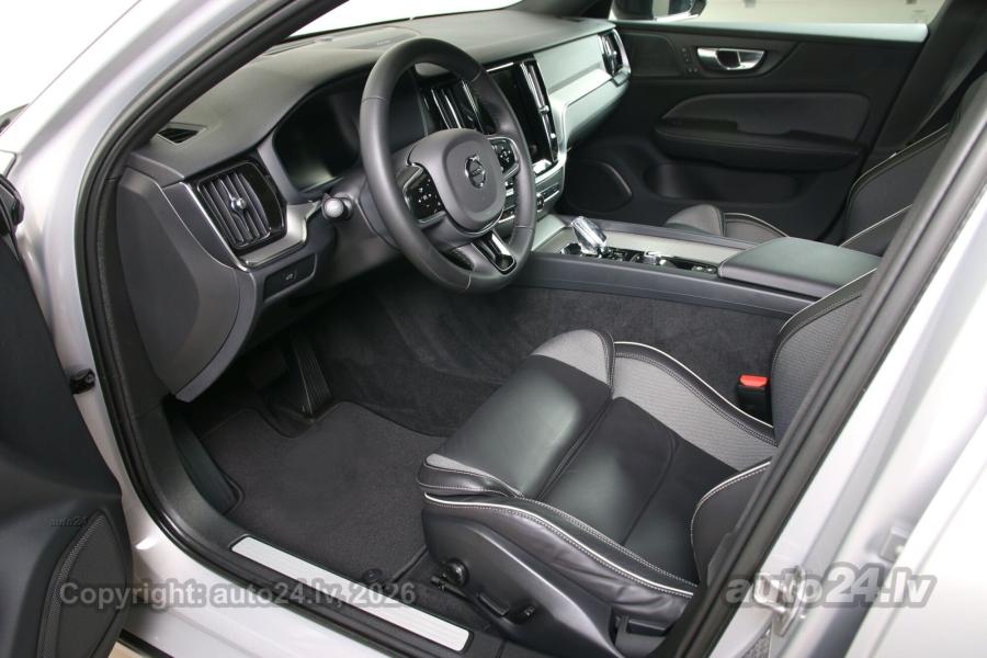 Pelēks Volvo V60 2023 Pērnava, ar dzinēja tilpumu 2.00 L un nobraukumu 51 tūkst. km par 36990 €, foto 8 vietnē AUTOMOTO.COM.LV