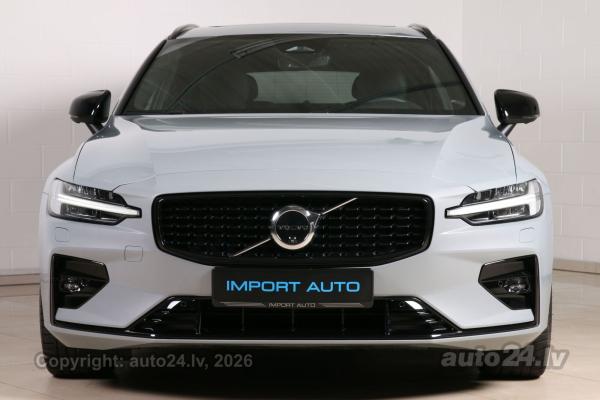 Grey Volvo V60 2024 in Tallinn, with an engine capacity of 2.00 L and mileage of 60 thousand km for 39990 €, photo 2 on AUTOMOTO.COM.LV