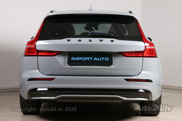 Grey Volvo V60 2024 in Tallinn, with an engine capacity of 2.00 L and mileage of 60 thousand km for 39990 €, photo 5 on AUTOMOTO.COM.LV
