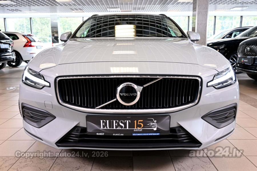 Grey Volvo V60 2024 in Tallinn, with an engine capacity of 2.00 L and mileage of 49 thousand km for 34990 €, photo 6 on AUTOMOTO.COM.LV