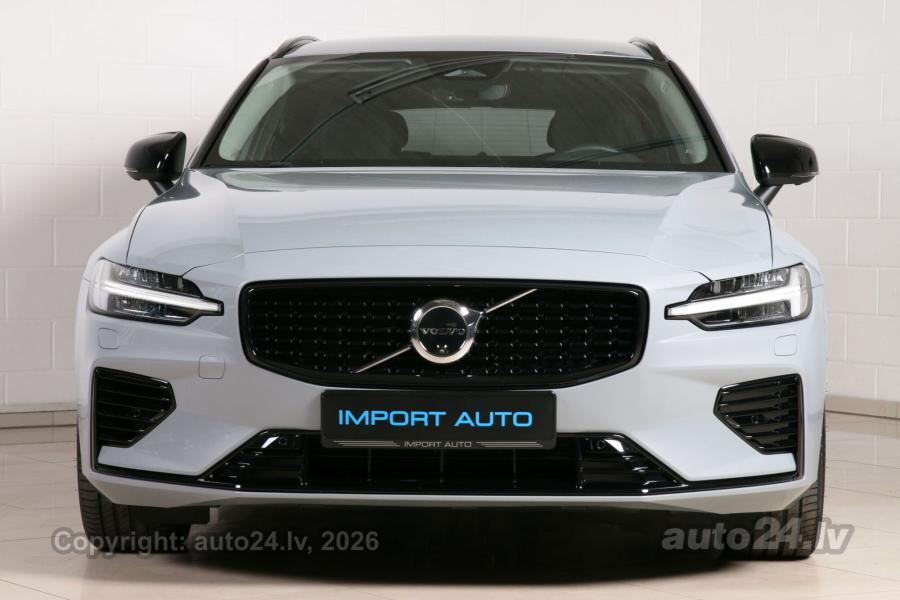 Pelēks Volvo V60 2024 Pērnava, ar dzinēja tilpumu 2.00 L un nobraukumu 28 tūkst. km par 44990 €, foto 3 vietnē AUTOMOTO.COM.LV
