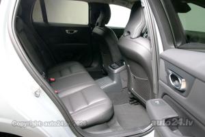 Pelēks Volvo V60 2024 Pērnava, ar dzinēja tilpumu 2.00 L un nobraukumu 28 tūkst. km par 44990 €, foto 13 vietnē AUTOMOTO.COM.LV