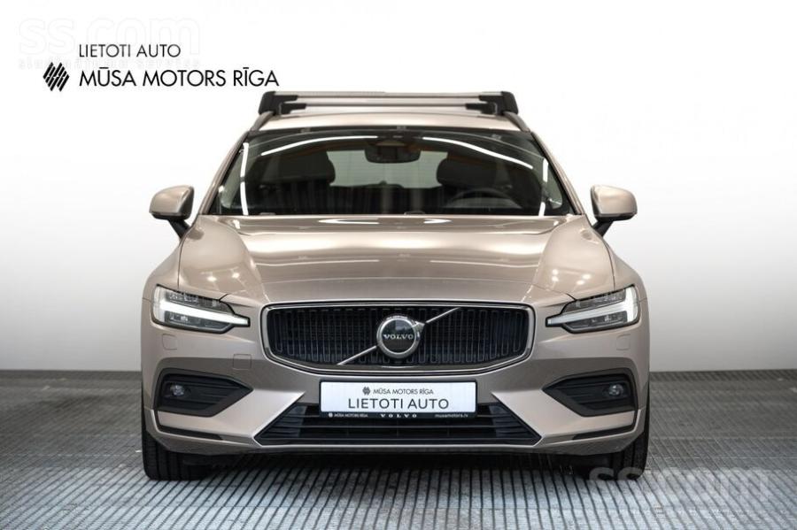 Grey Volvo V60 2024 in Riga, with an engine capacity of 2.00 L and mileage of 29 thousand km for 30900 €, photo 4 on AUTOMOTO.COM.LV