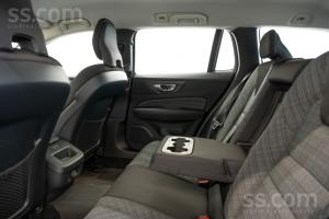 Grey Volvo V60 2024 in Riga, with an engine capacity of 2.00 L and mileage of 29 thousand km for 30900 €, photo 9 on AUTOMOTO.COM.LV