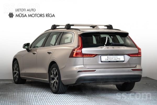 Pelēks Volvo V60 2024 Rīga, ar dzinēja tilpumu 2.00 L un nobraukumu 29 tūkst. km par 30900 €, foto 11 vietnē AUTOMOTO.COM.LV
