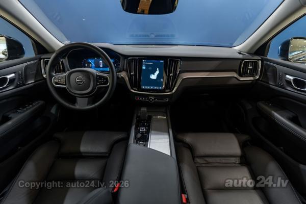 Grey Volvo V60 2024 in Tallinn, with an engine capacity of 2.00 L and mileage of 24 thousand km for 38900 €, photo 7 on AUTOMOTO.COM.LV
