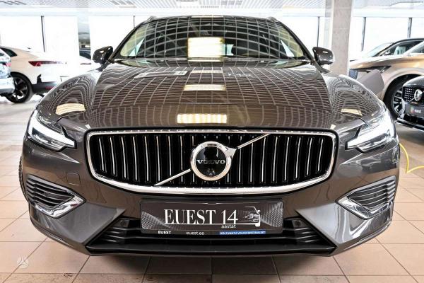 Pelēks Volvo V60 2025 Tallina, ar dzinēja tilpumu 0.00 L un nobraukumu 20 tūkst. km par 44990 €, foto 6 vietnē AUTOMOTO.COM.LV