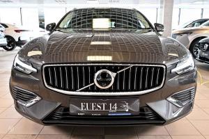 Pelēks Volvo V60 2025 Tallina, ar dzinēja tilpumu 0.00 L un nobraukumu 20 tūkst. km par 44990 €, foto 6 vietnē AUTOMOTO.COM.LV